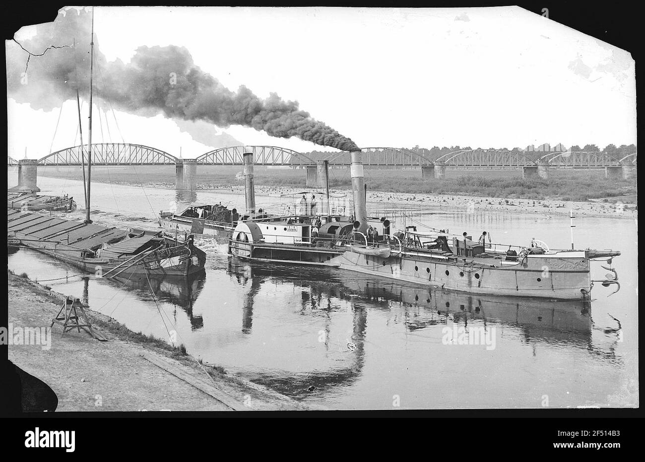 Elb bridge hi-res stock photography and images - Alamy