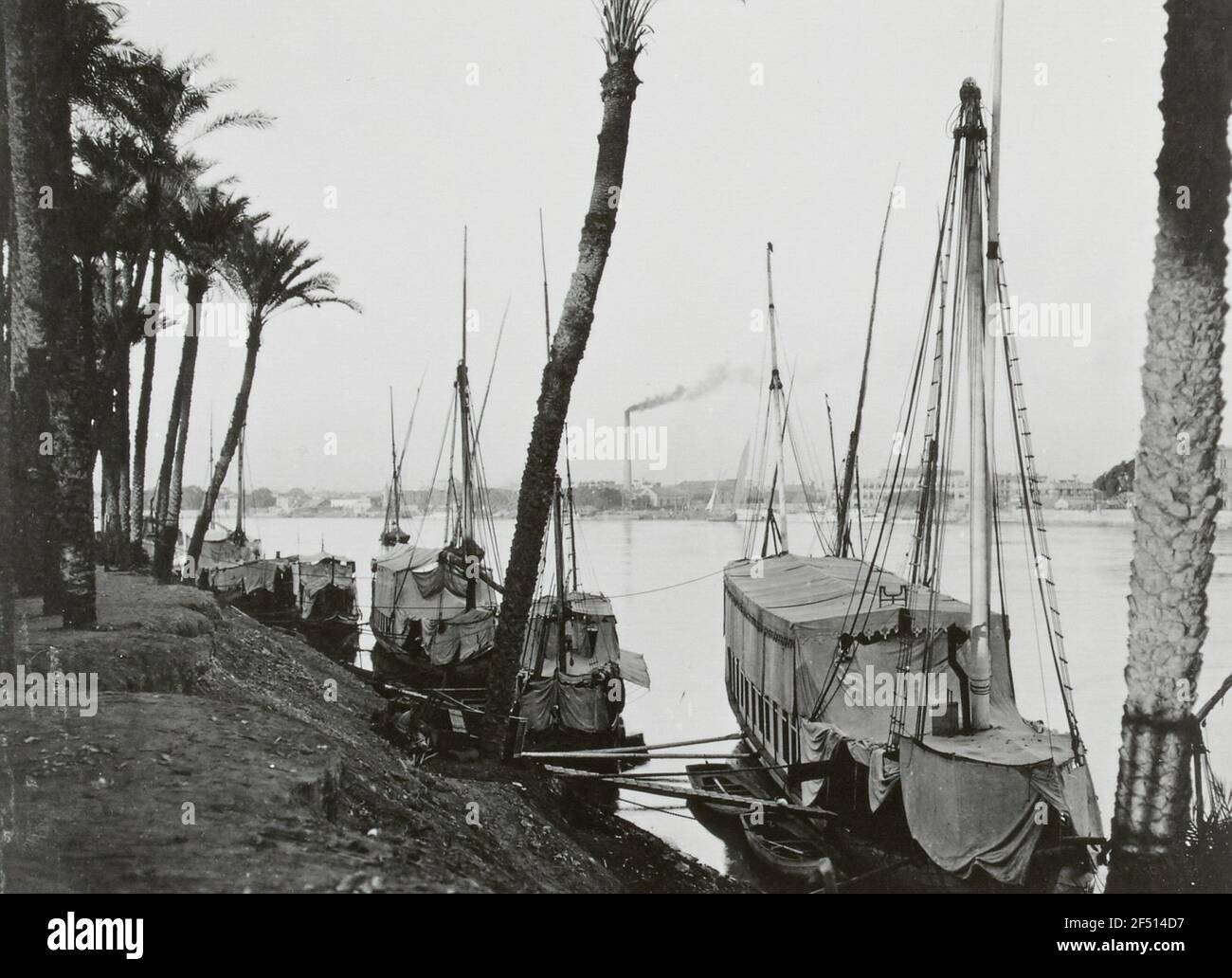 Historic sailing routes hi-res stock photography and images - Alamy