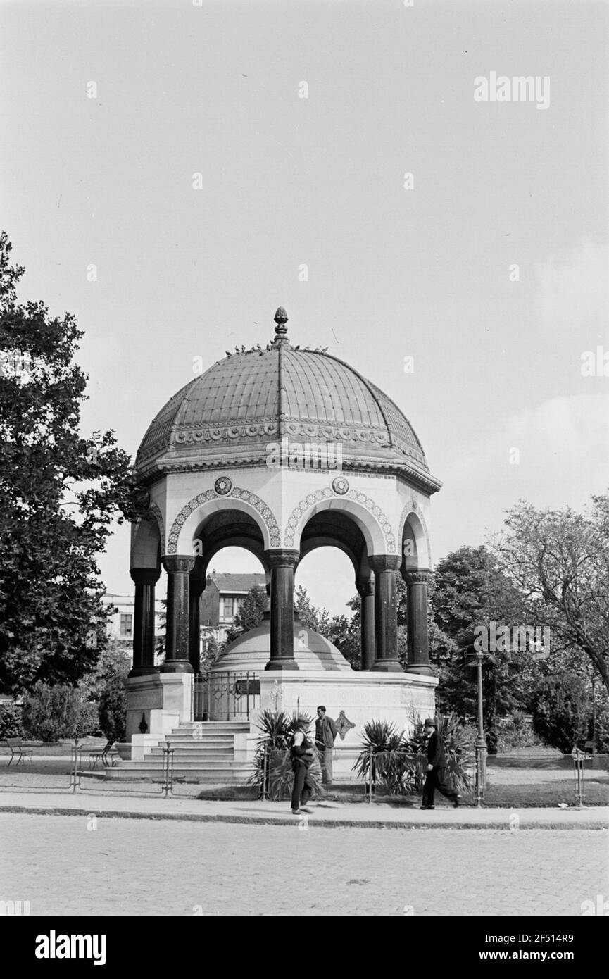 German artistic traditions hi-res stock photography and images - Alamy