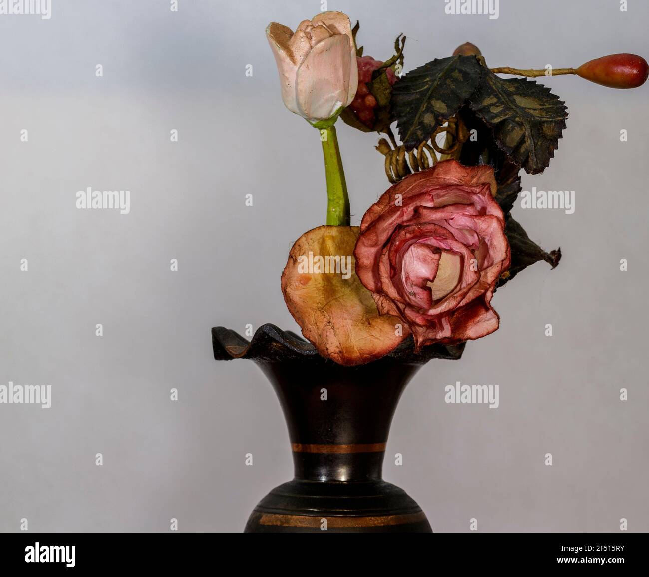 Ceramics anniversary hi-res stock photography and images - Alamy