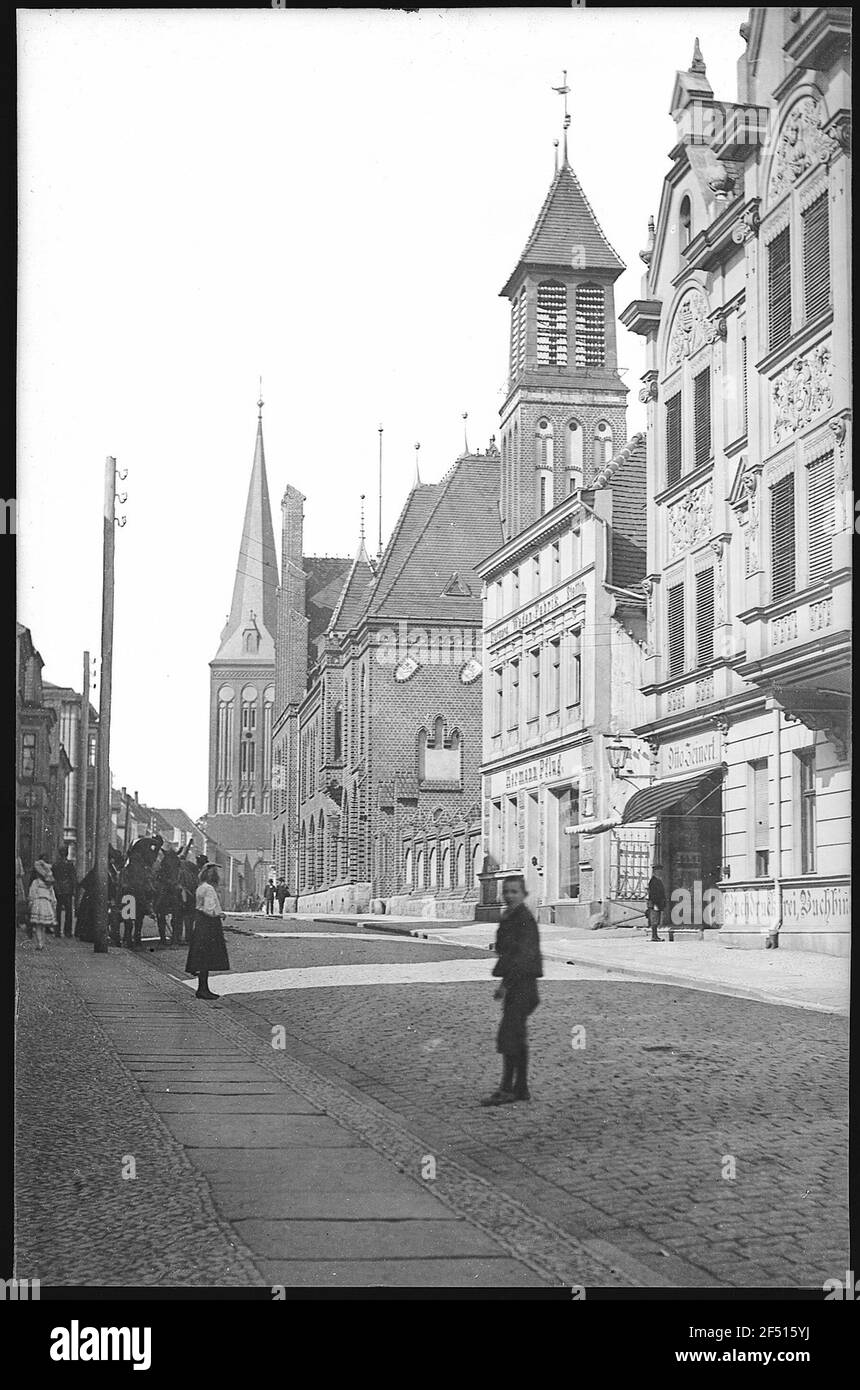 View main post office Black and White Stock Photos & Images - Alamy
