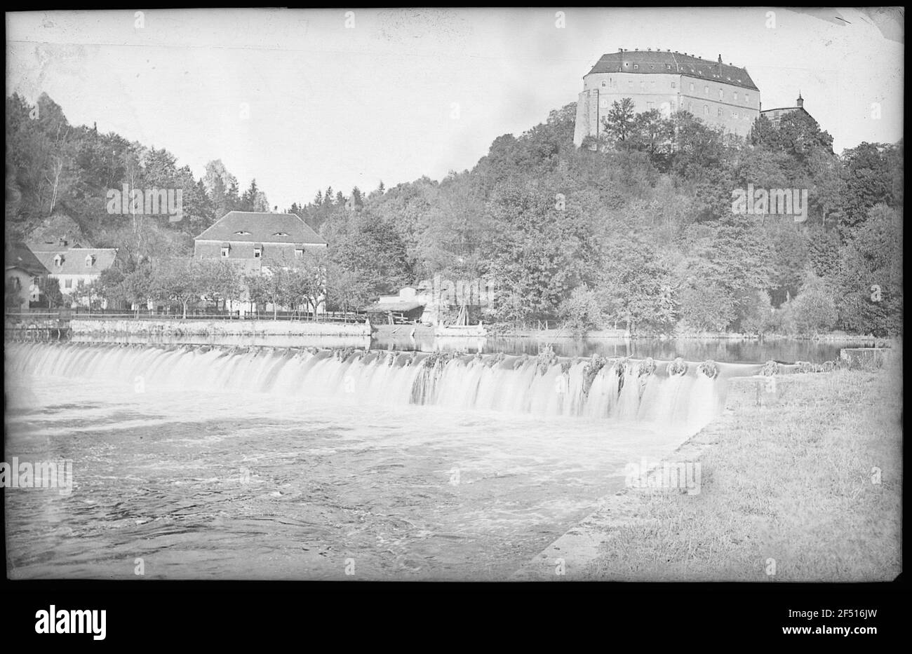 Frankenberg. Castle Sachsenburg im Zschopautal Stock Photo - Alamy