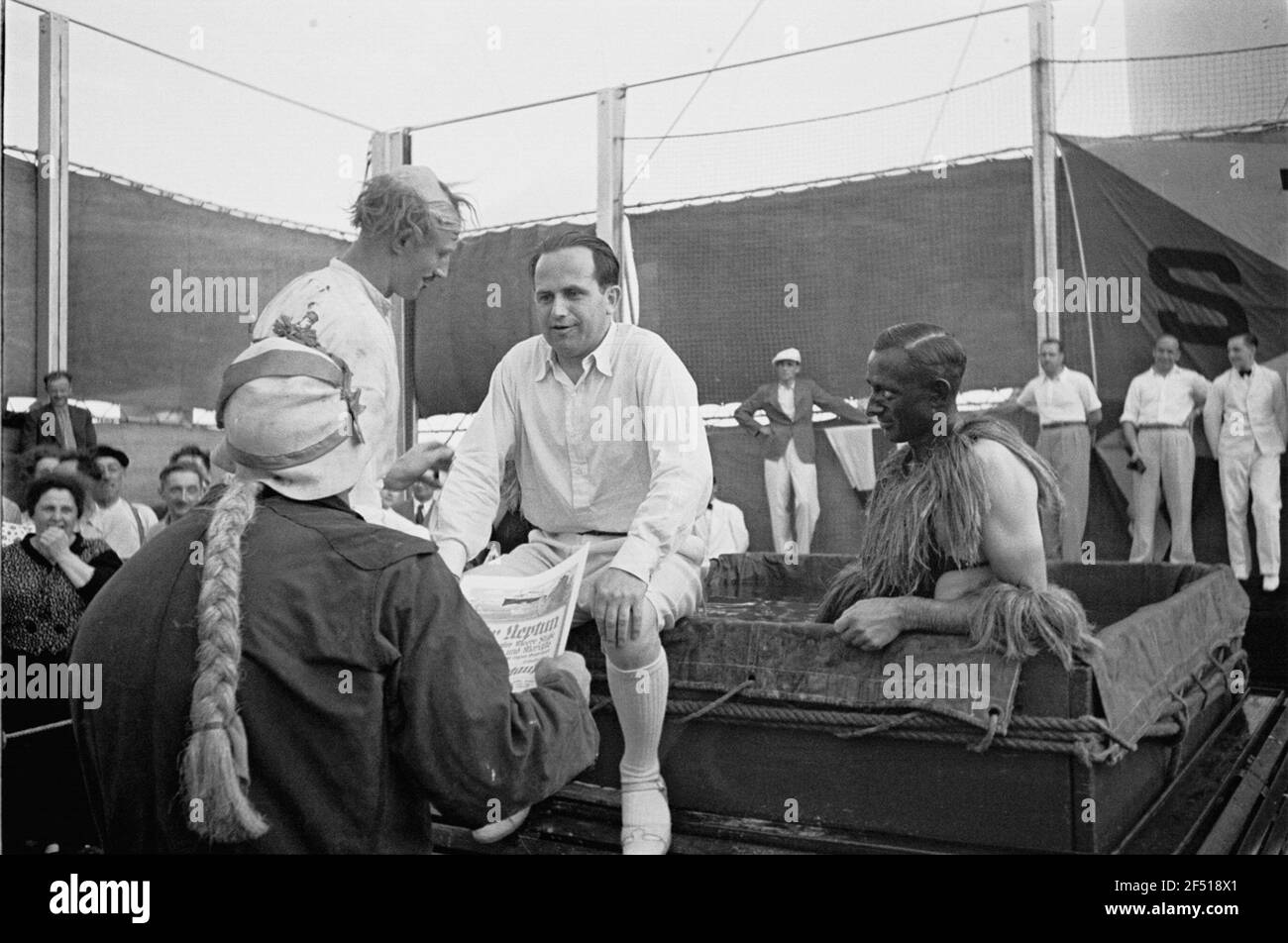 Equator baptism hi-res stock photography and images - Alamy