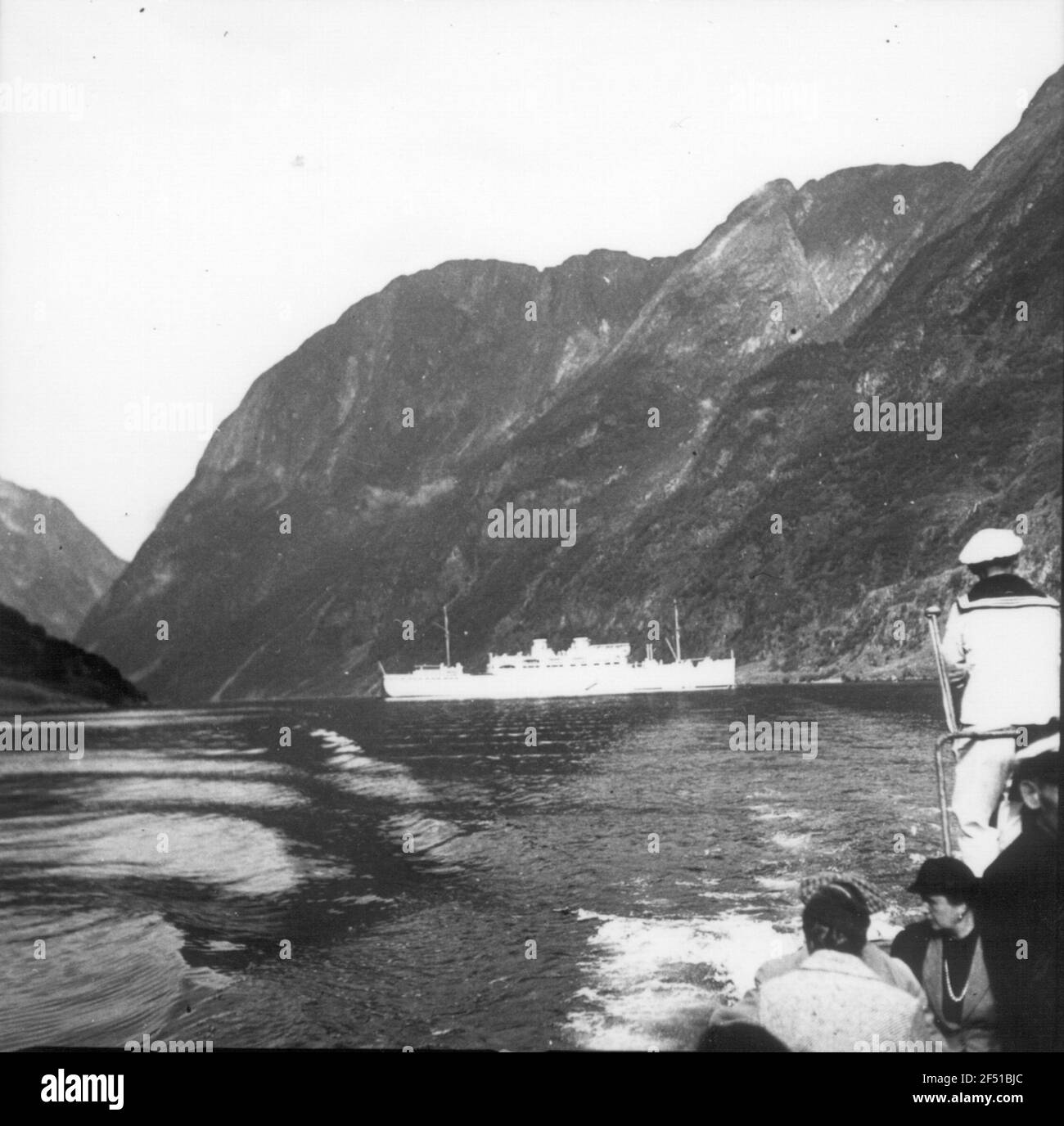 Travel photos Norway. Passenger ship "Milwaukee" in the Geirangerfjord ...