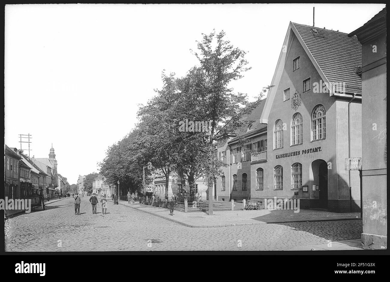 Daily office life Black and White Stock Photos & Images - Alamy