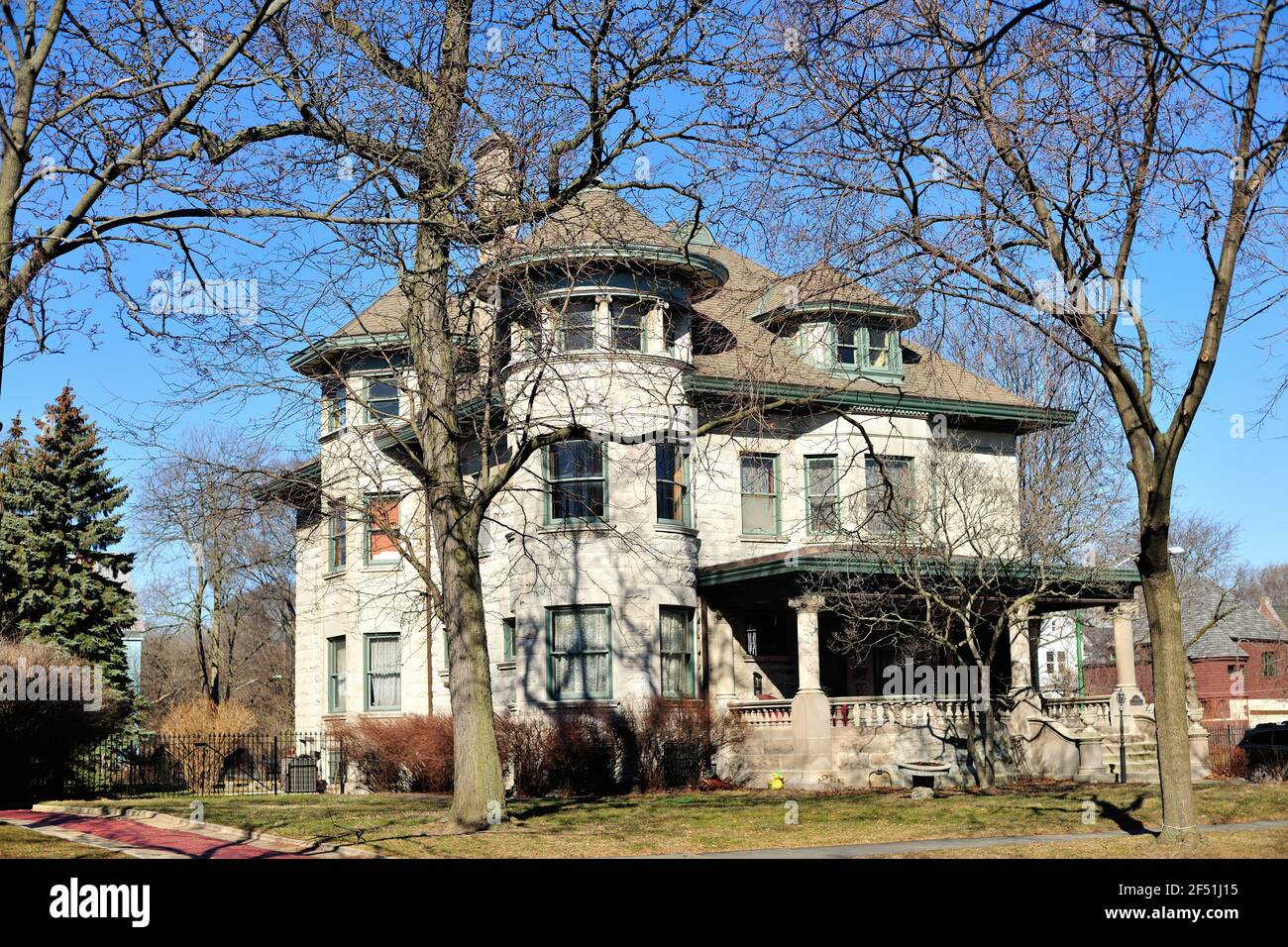 Chicago, Illinois, USA. A mansion-sized home located in the Kenwood ...