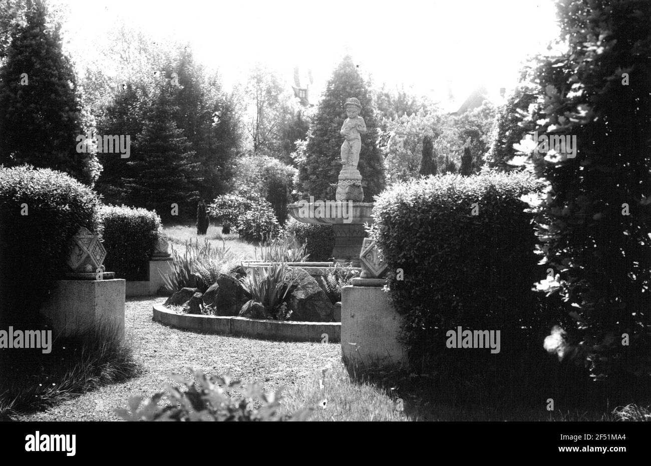 Roßwein. Villa of the shoe manufacturer Carl Fuchs, at the station 1 ...