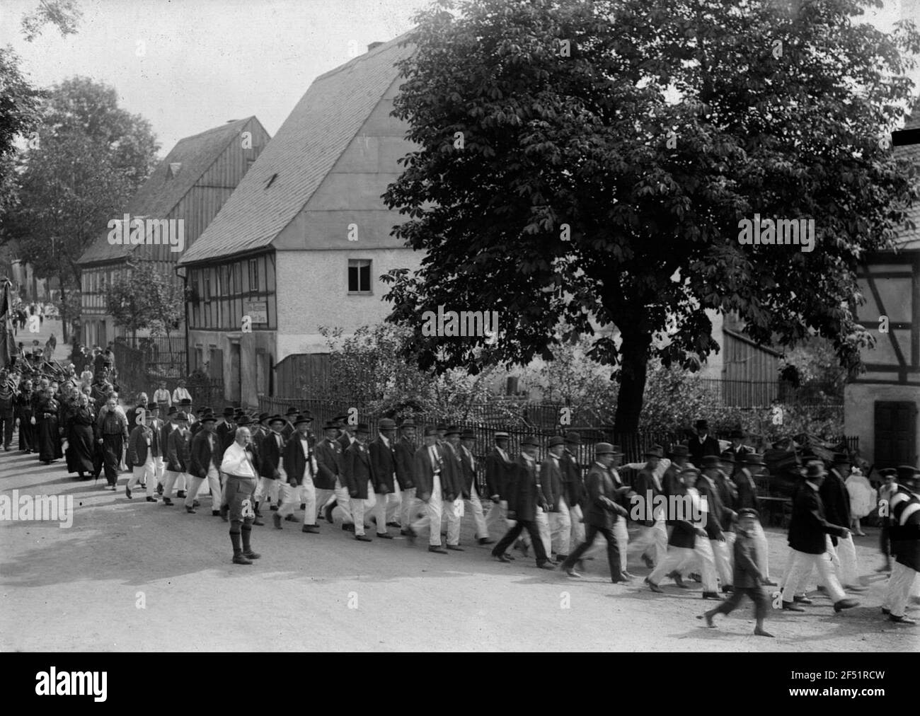 Inheritance history hi-res stock photography and images - Alamy