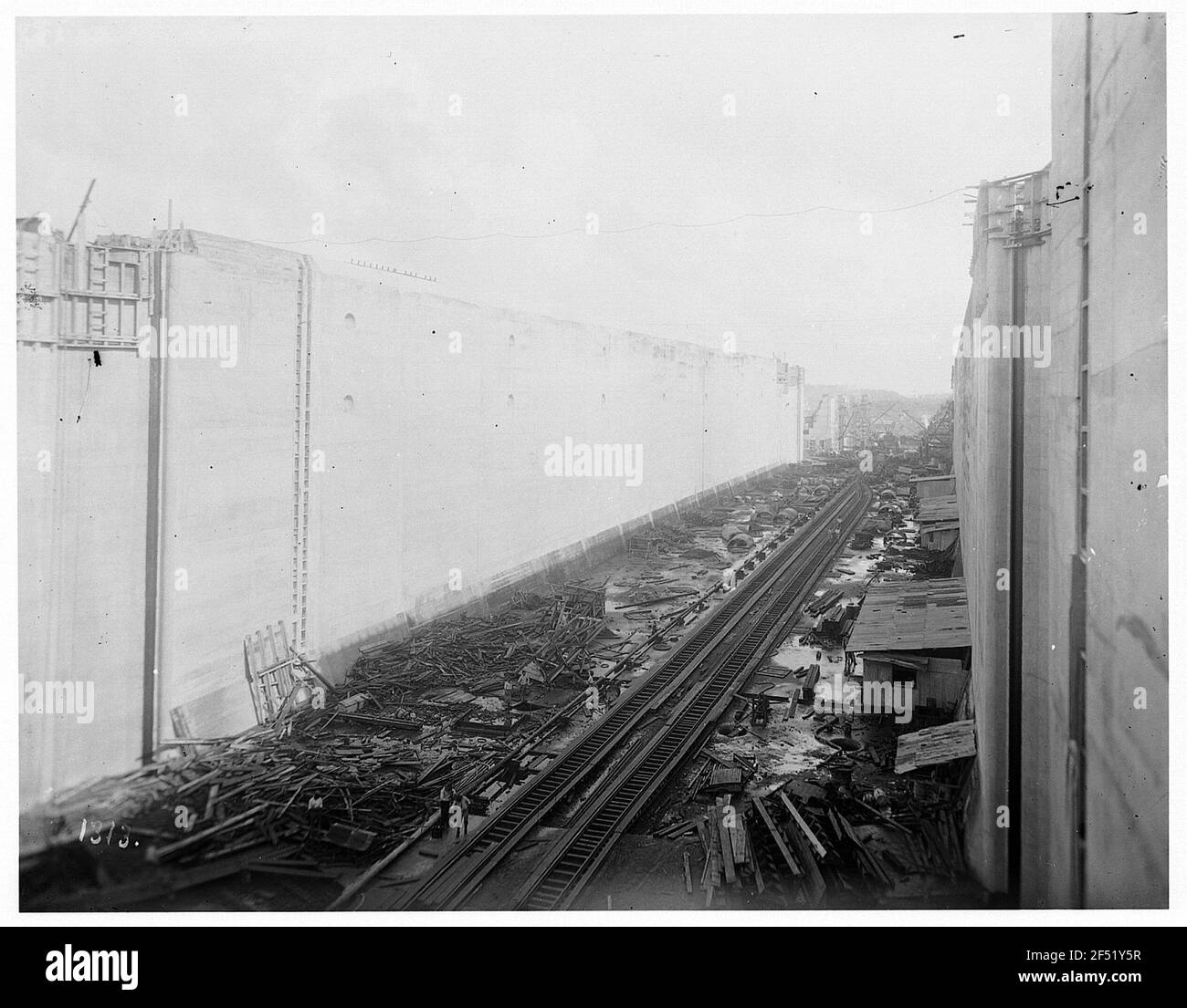 Panama. Channel lock with building material and tracks Stock Photo - Alamy