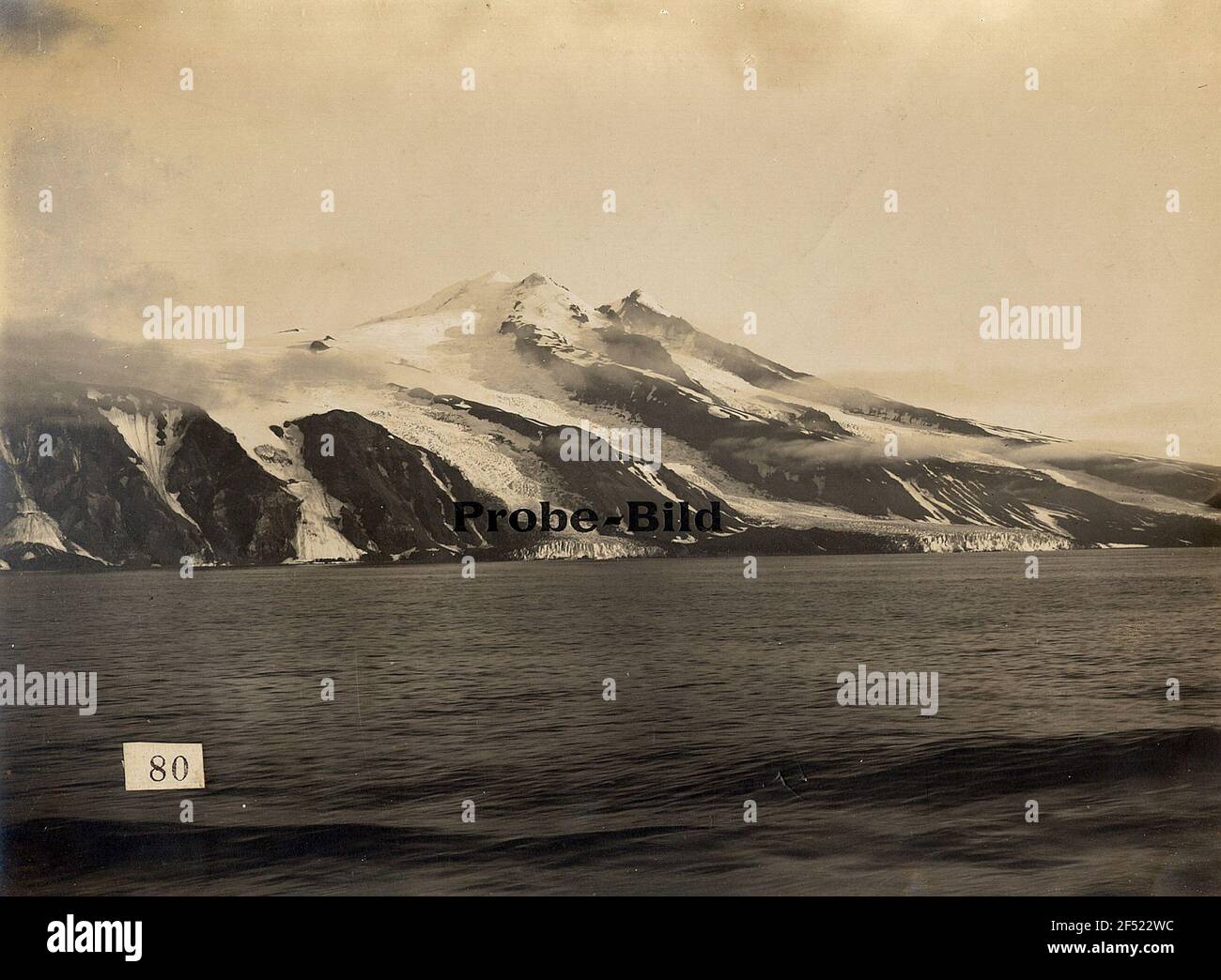 Jan mayen island hi-res stock photography and images - Alamy