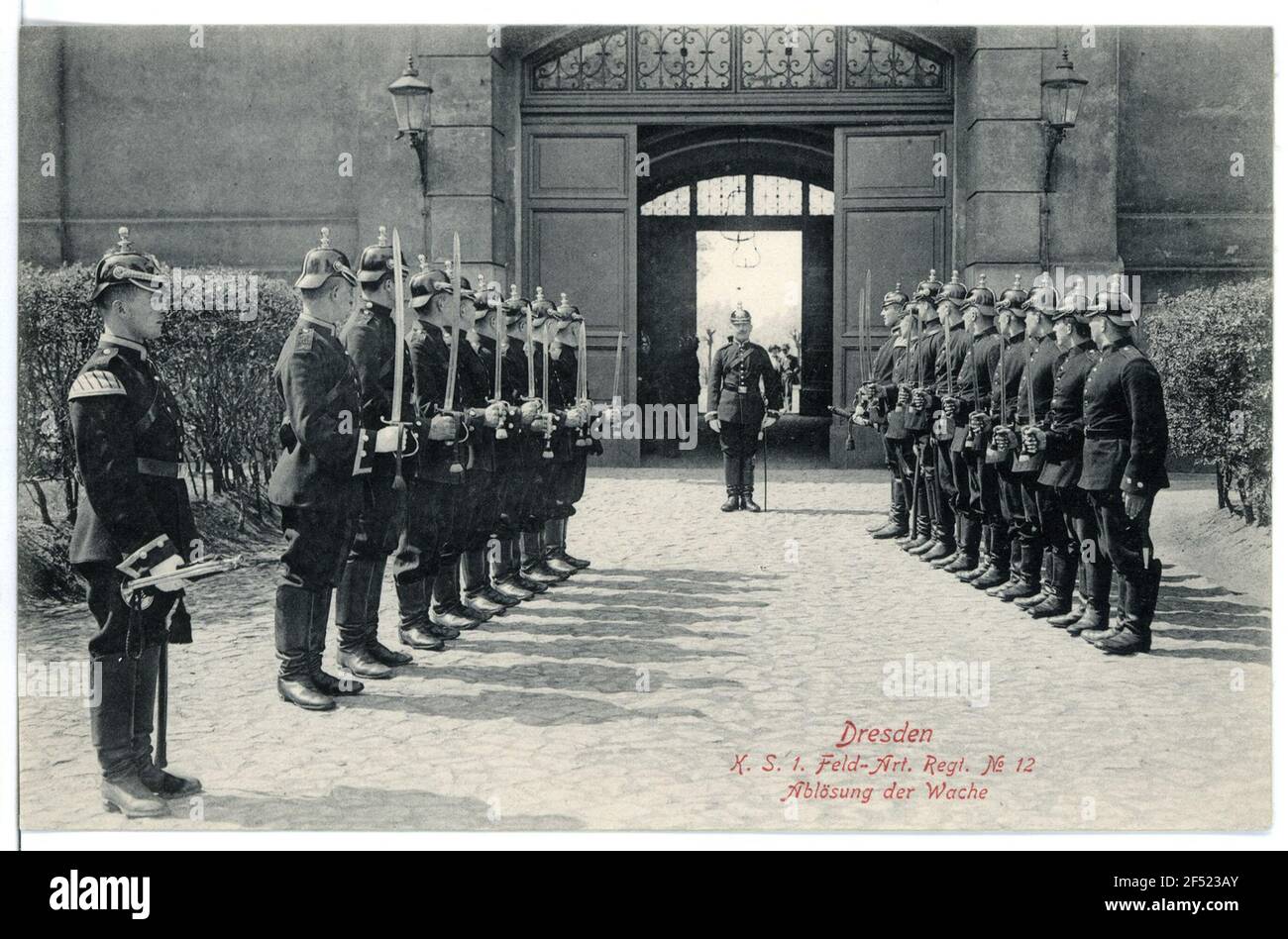 12 regiment royal artillery hi-res stock photography and images - Alamy