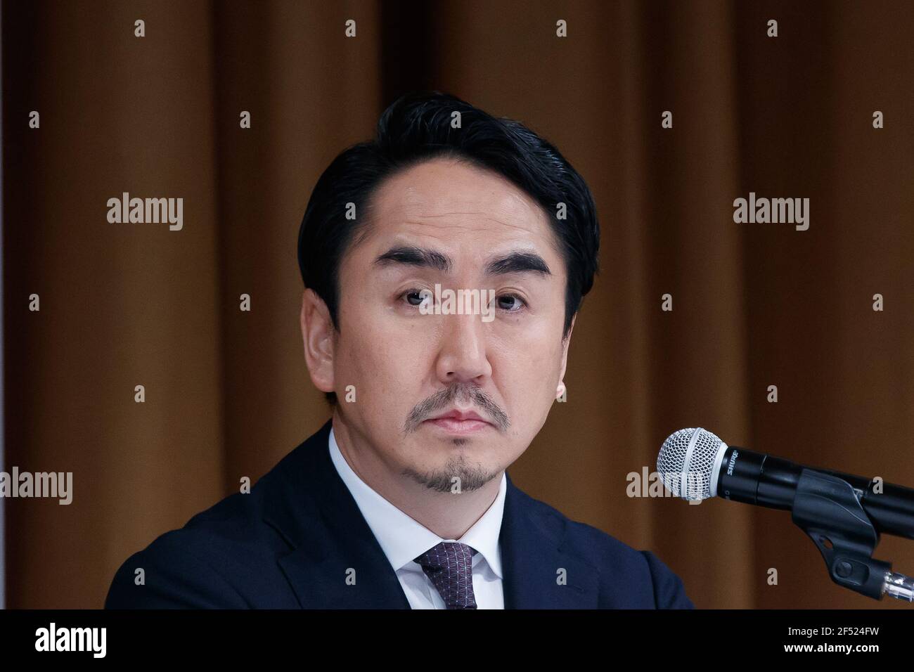 Director ceo hi-res stock photography and images - Alamy