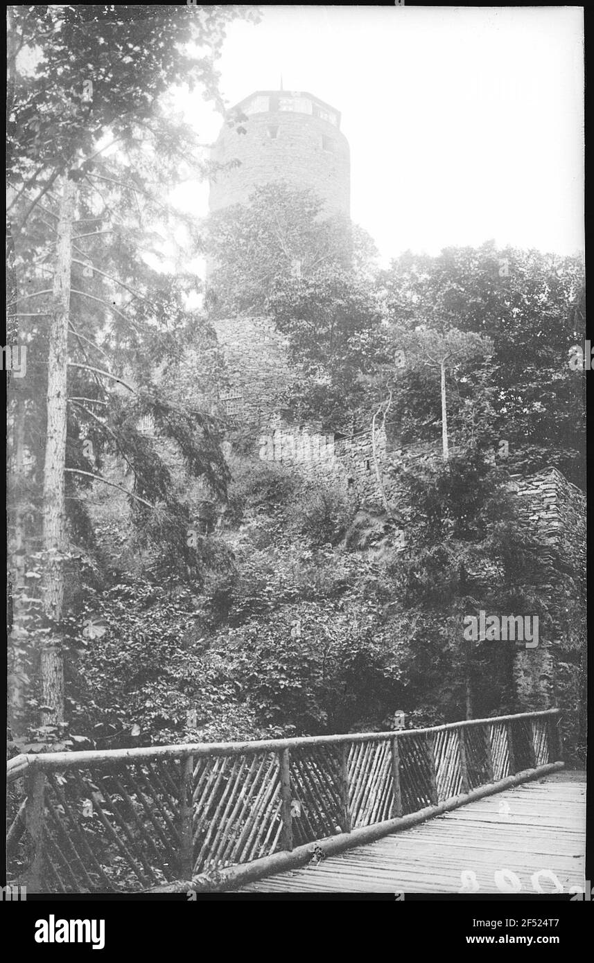 Hassenstein. Ruin, great observation tower Stock Photo - Alamy