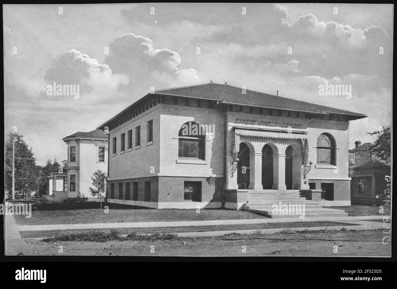Eugene public library hi-res stock photography and images - Alamy