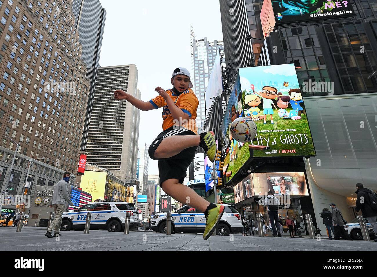New York, USA. 23rd Mar, 2021. Alejandro Rodriguez, 16, from Queens ...