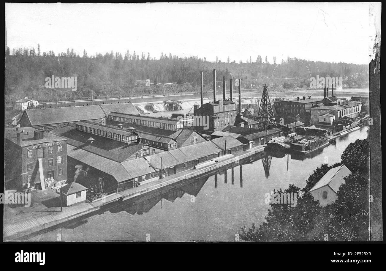Paper mills oregon city hi-res stock photography and images - Alamy