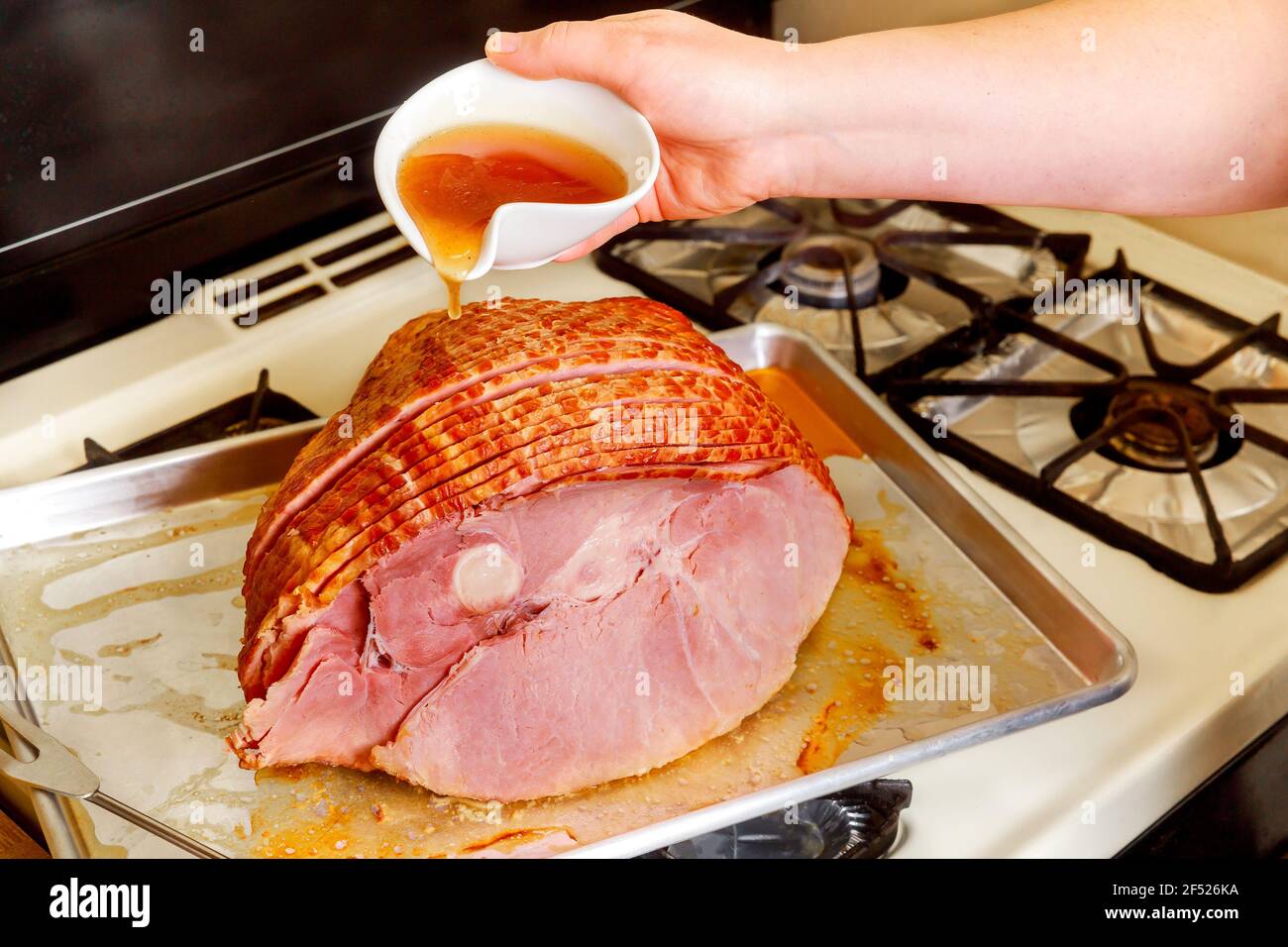 Spiral sliced pork ham hi-res stock photography and images - Alamy