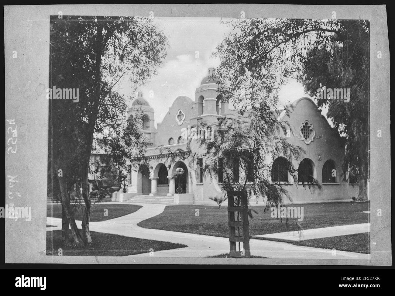 Postcard of carnegie library hi-res stock photography and images - Alamy