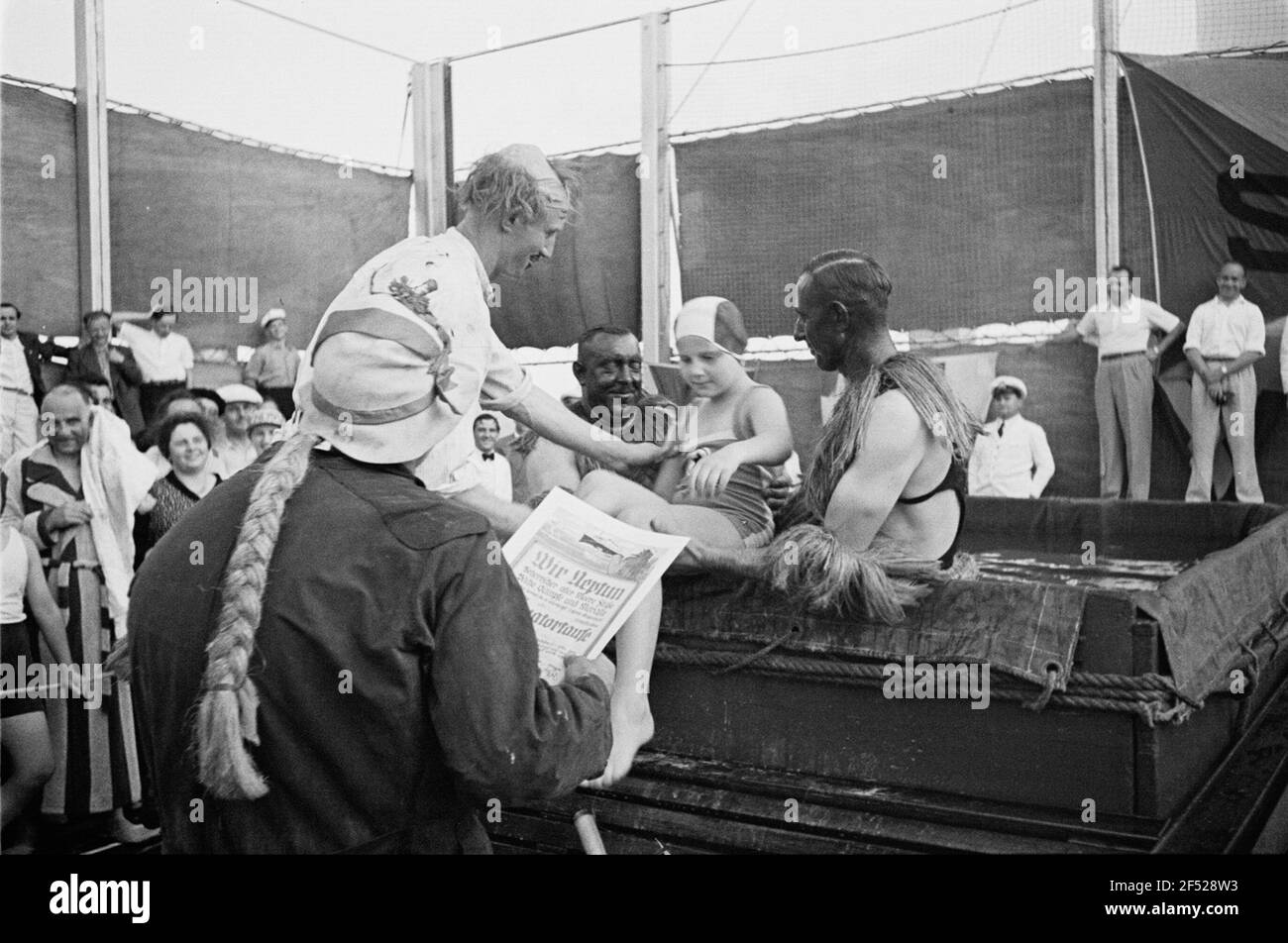 Equator baptism hi-res stock photography and images - Alamy