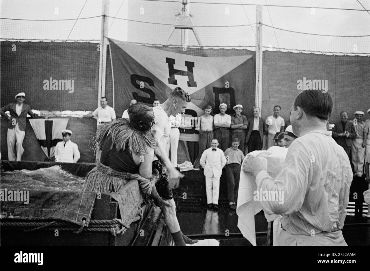 Bordleben Cap Arcona. H.S.D.G. Equator baptism on the passenger ship ...