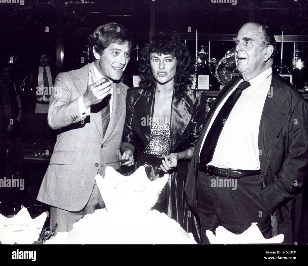 **FILE PHOTO** George Segal Has Passed Away at 87. JACQUELINE BISSET ...