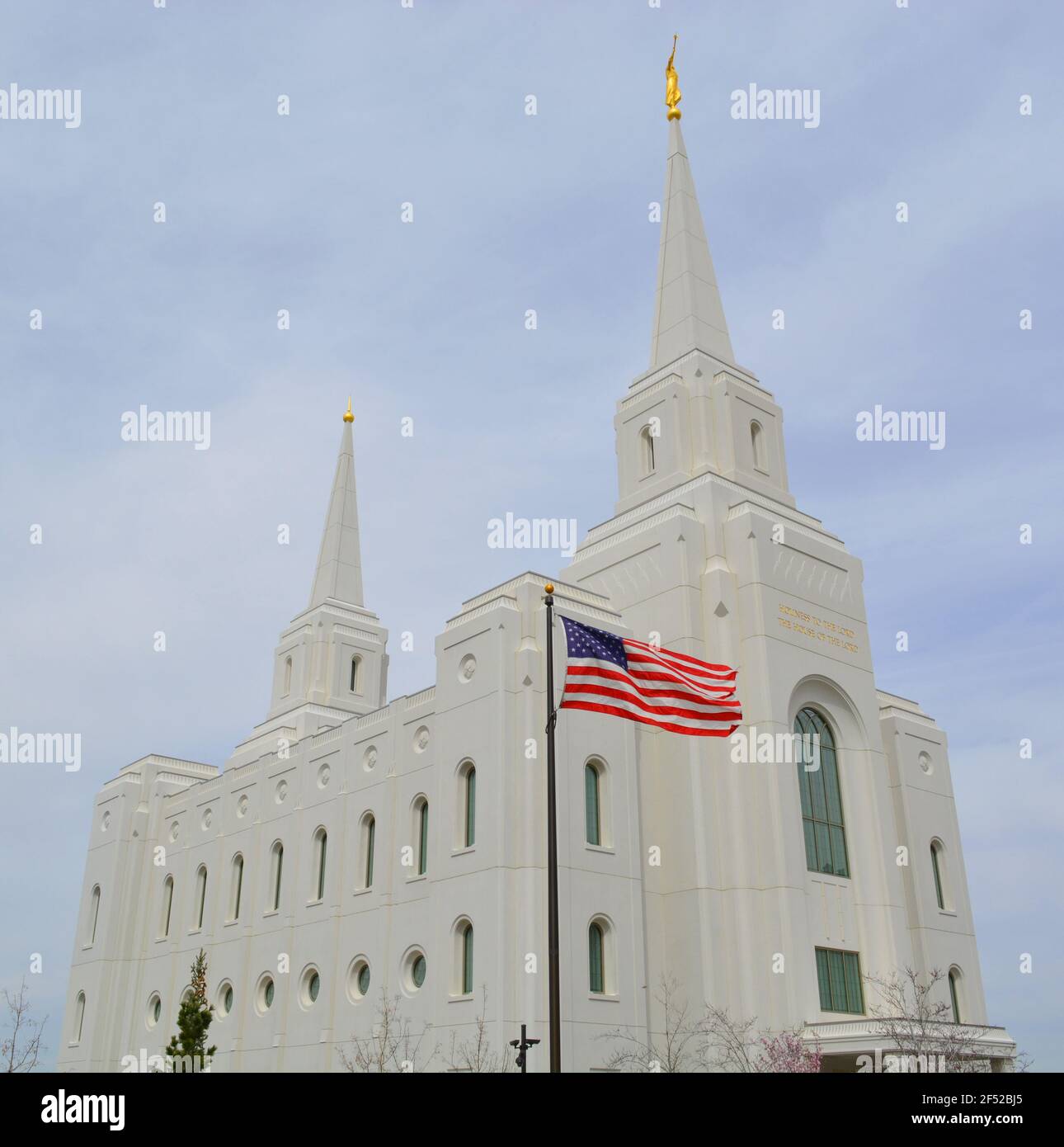 Brigham City LDS Temple American Flag Stock Photo - Alamy