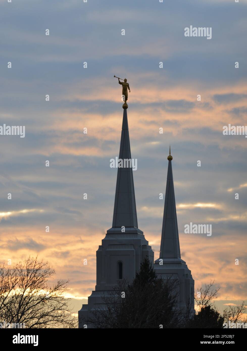 Lds temple sunset hi-res stock photography and images - Alamy