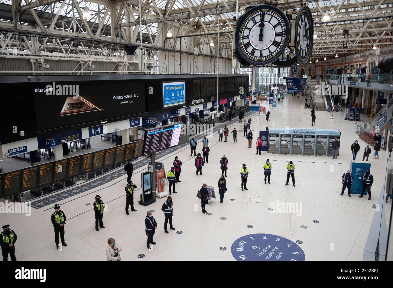 British rail staff hi-res stock photography and images - Alamy