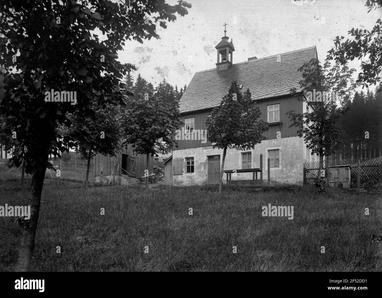 Old school site Black and White Stock Photos & Images - Alamy
