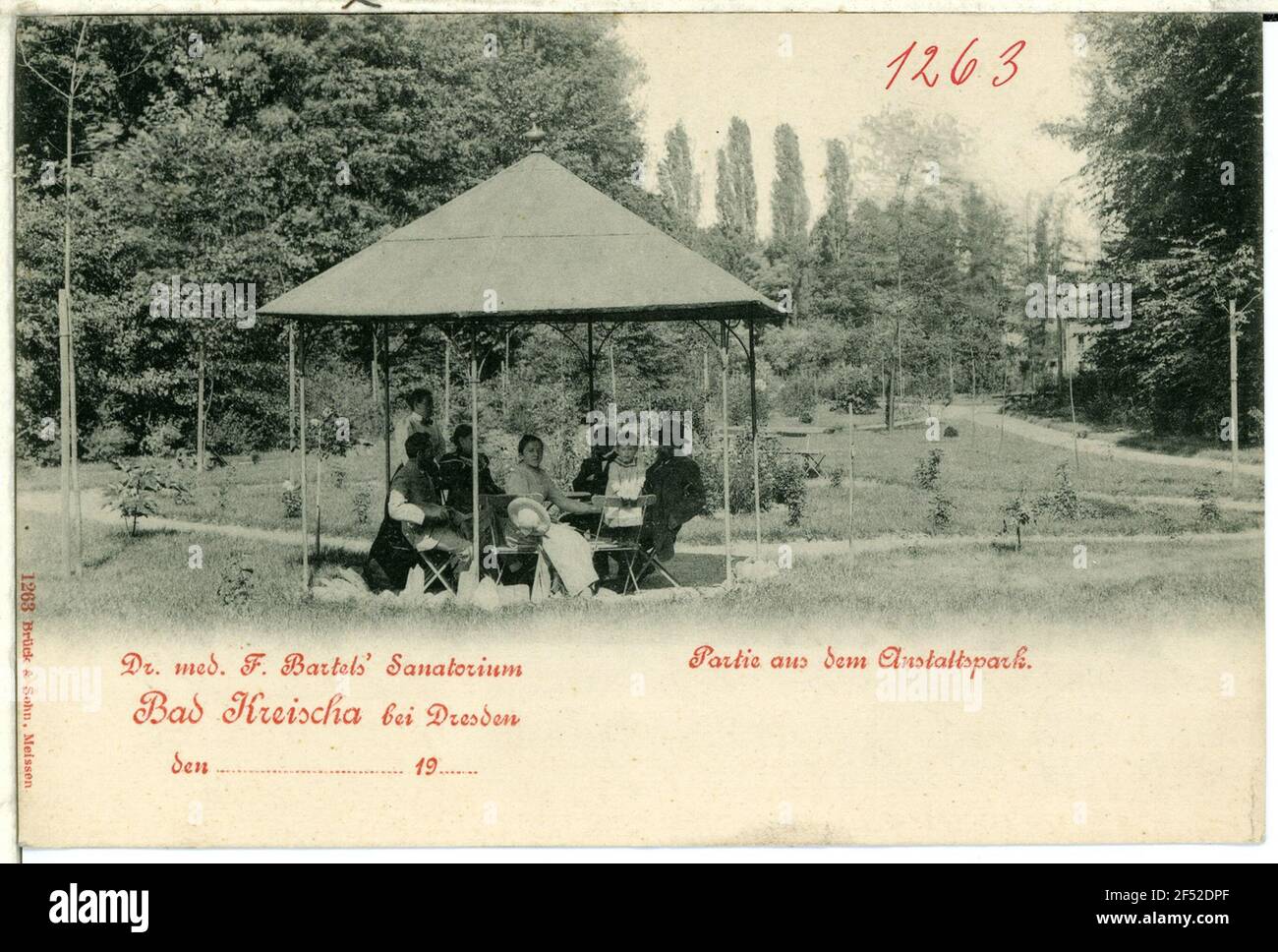 Institutional spaces hi-res stock photography and images - Alamy