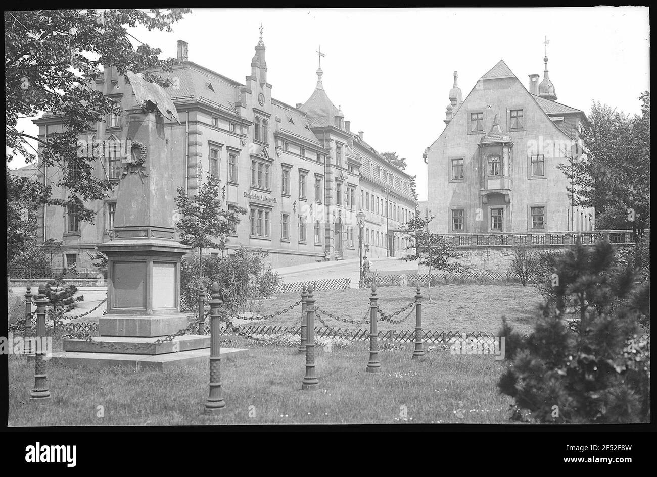 Royal court system Black and White Stock Photos & Images - Alamy