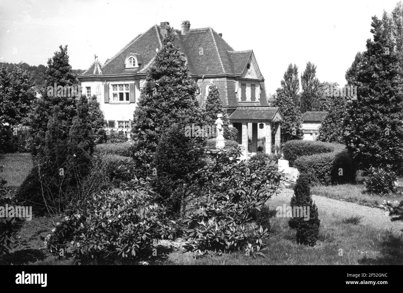 Roßwein. Villa of the shoe manufacturer Carl Fuchs, at the station 1 ...