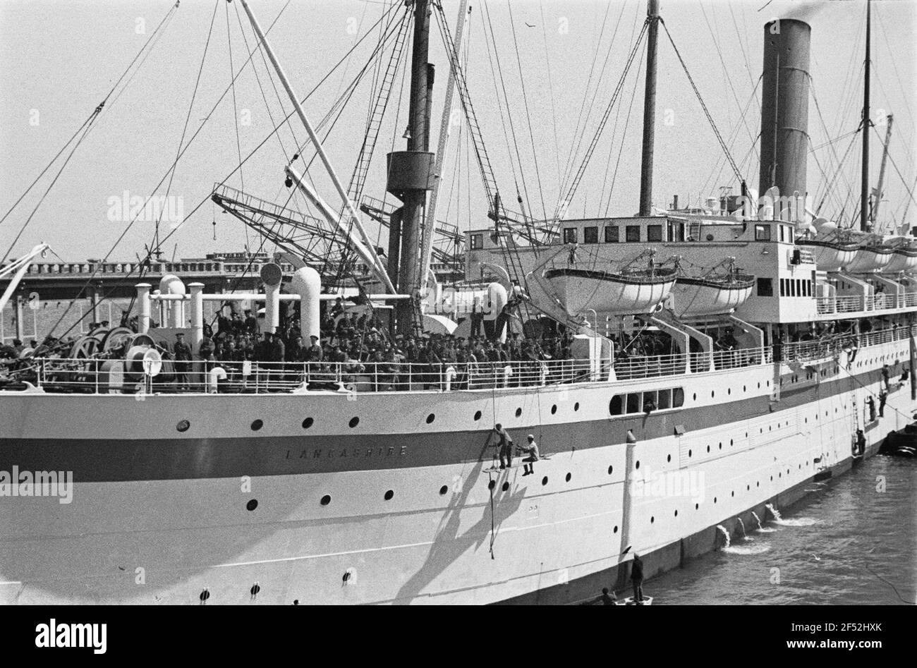 Travel photos Mediterranean. View from the passenger ship "Milwaukee ...