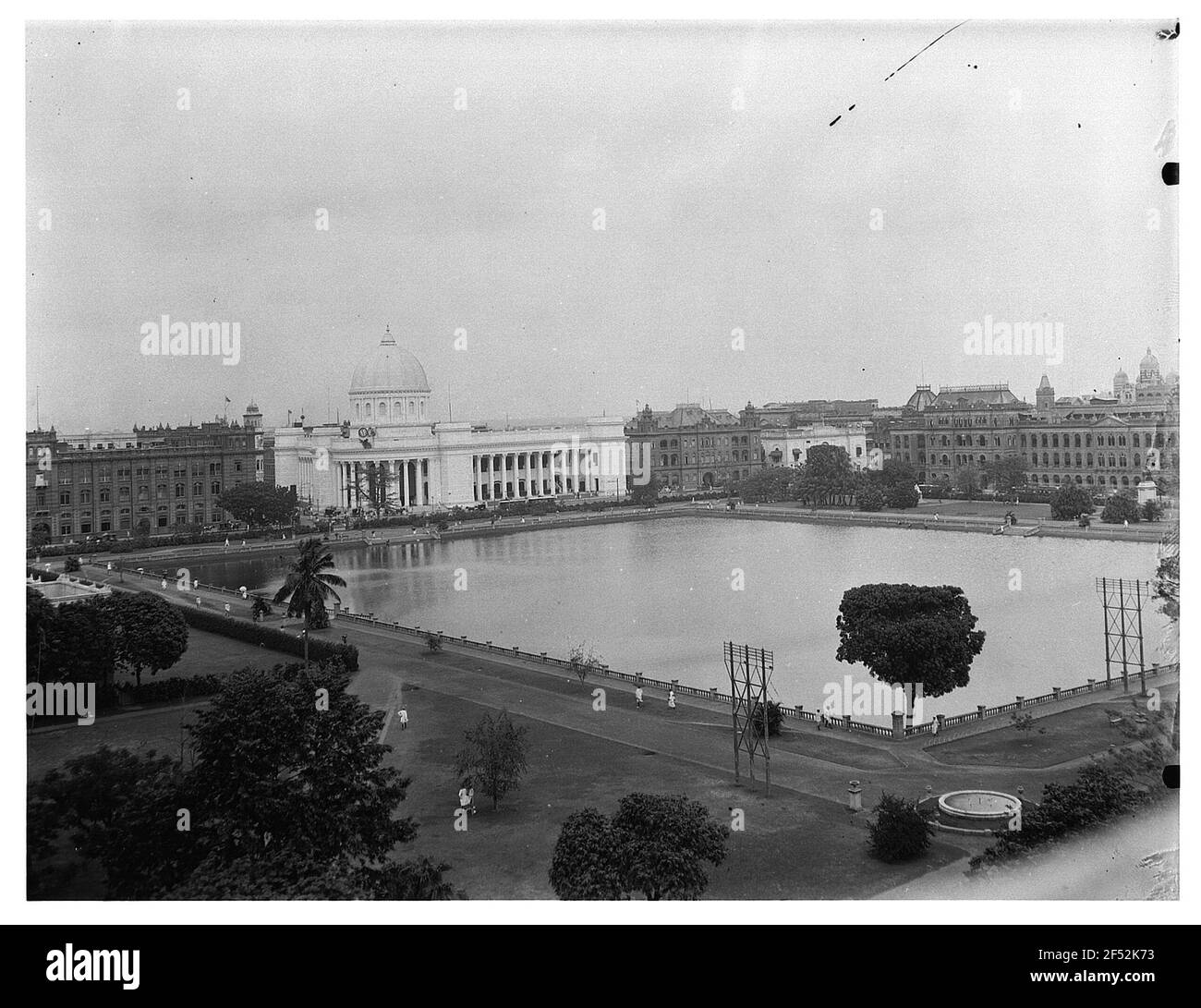 Center view main street Cut Out Stock Images & Pictures - Alamy