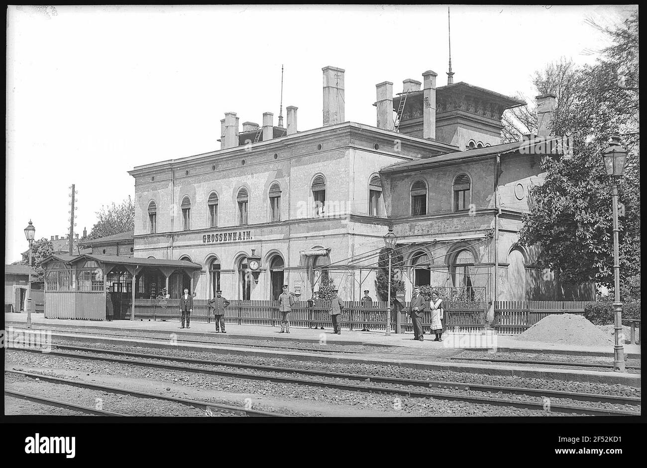 Berlin railway station Black and White Stock Photos & Images - Alamy