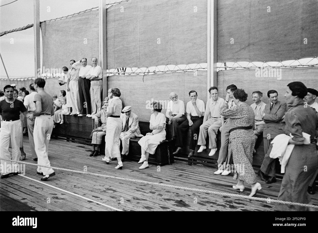 Equator baptism hi-res stock photography and images - Alamy