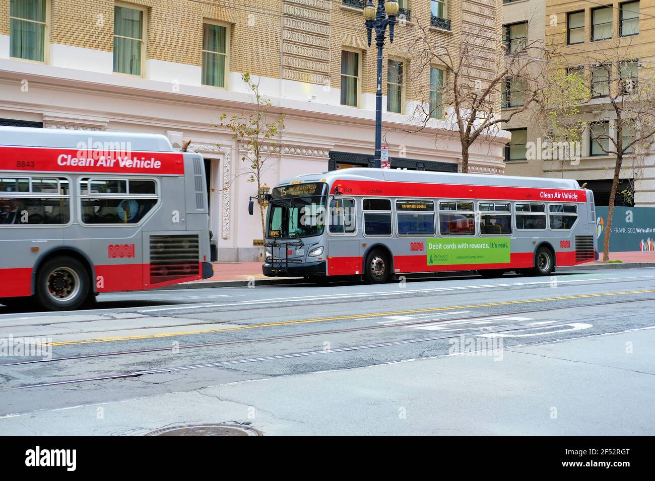 Clean air hybrid electric buses hi-res stock photography and images - Alamy