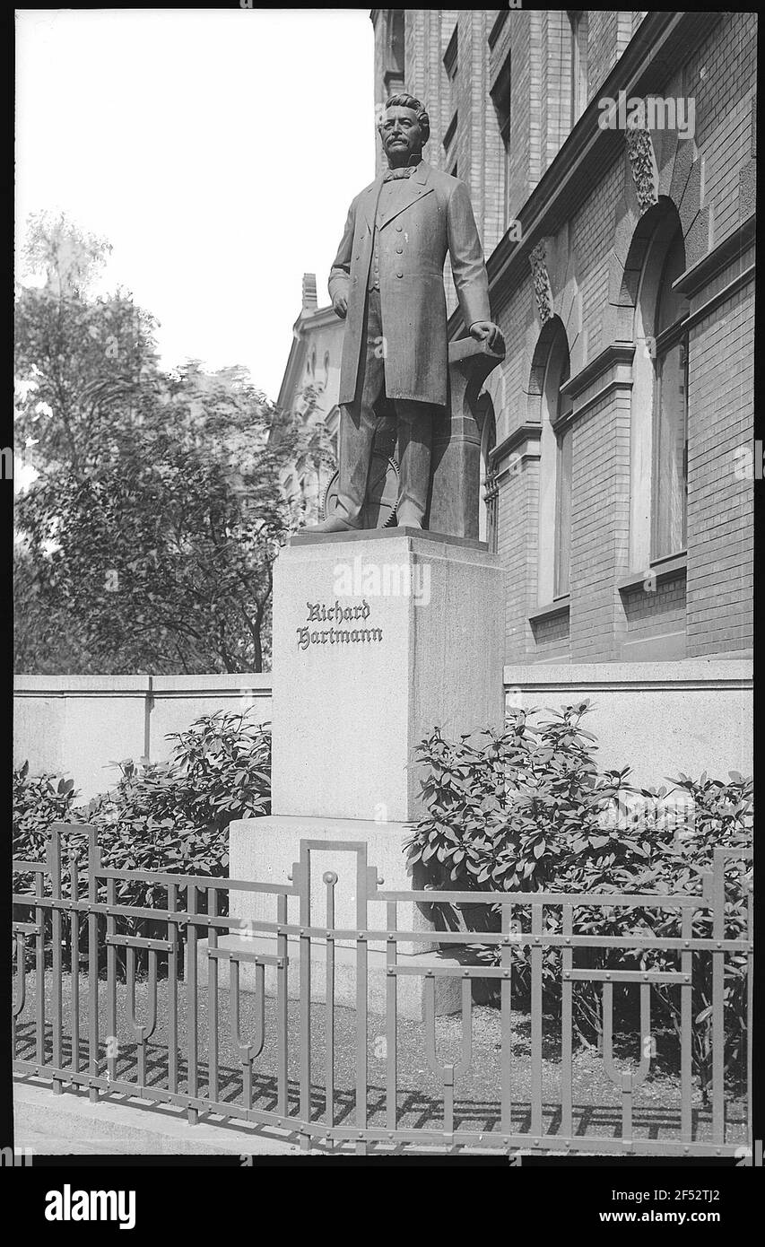 Richard hartmann hi-res stock photography and images - Alamy