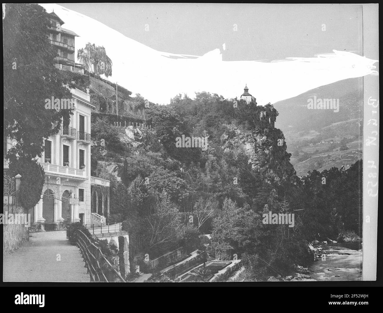 Gilf hi-res stock photography and images - Alamy