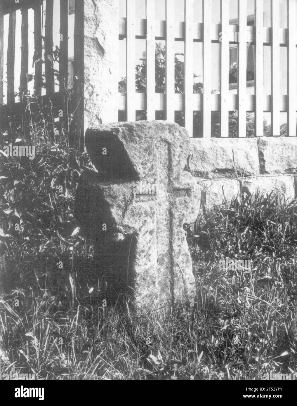 Limestone sign Black and White Stock Photos & Images - Alamy