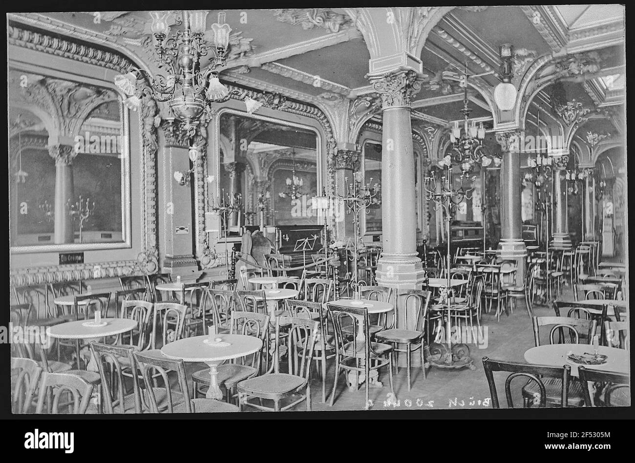 Meeting place cafe Black and White Stock Photos & Images - Alamy