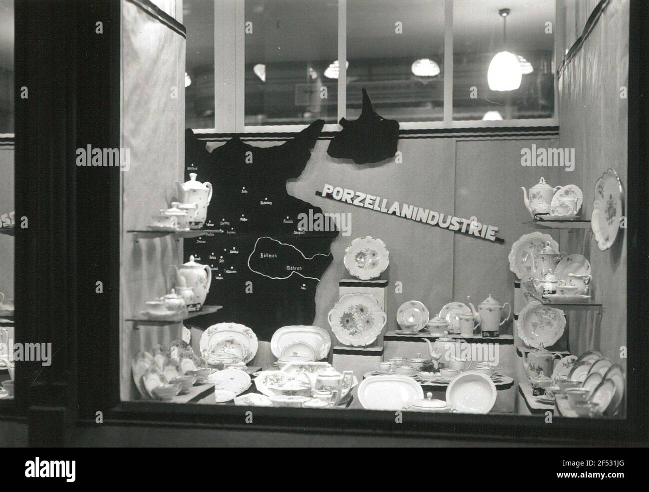 Roßwein. Residential house with shop (company Bellmann), Dubber Street ...