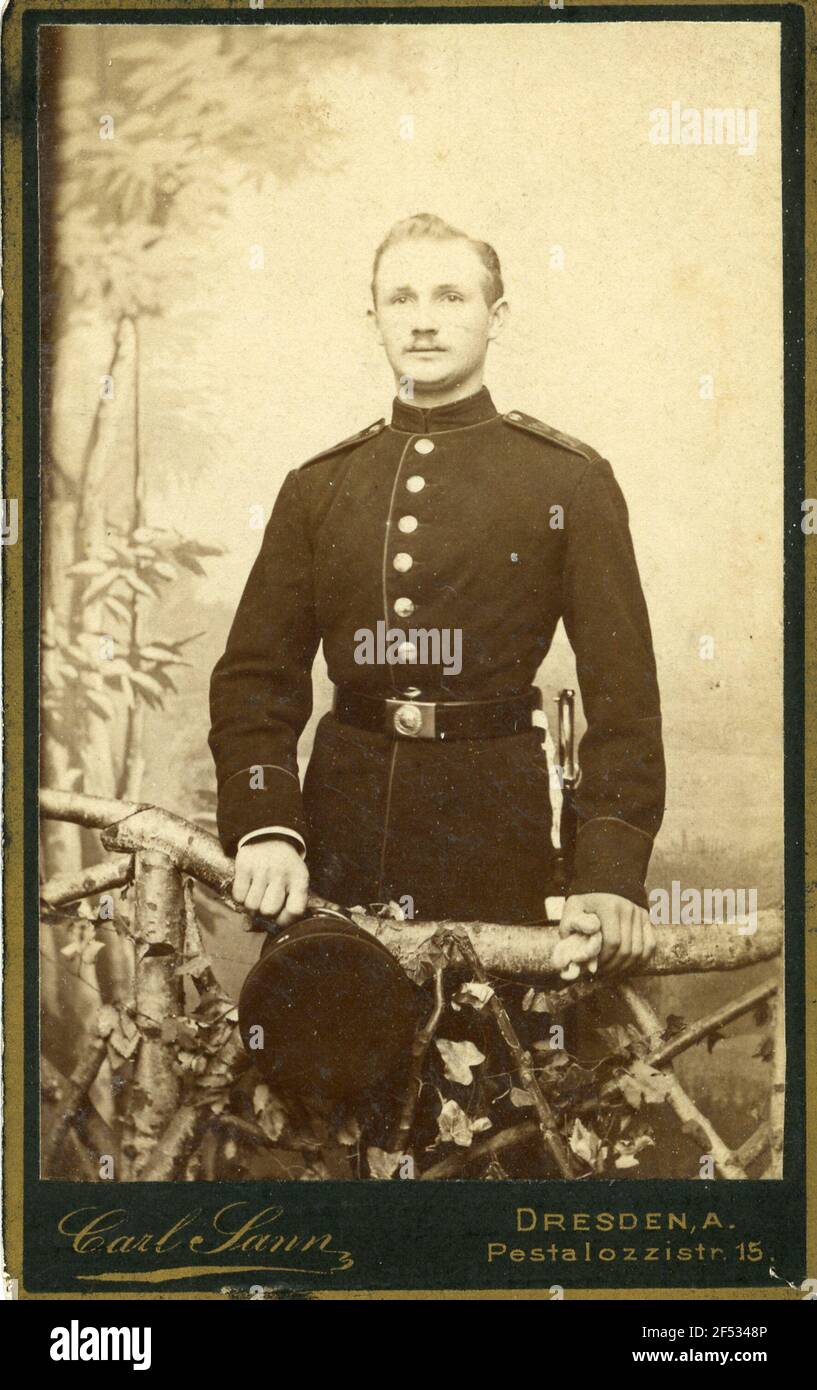 Soldier portraiture hi-res stock photography and images - Alamy