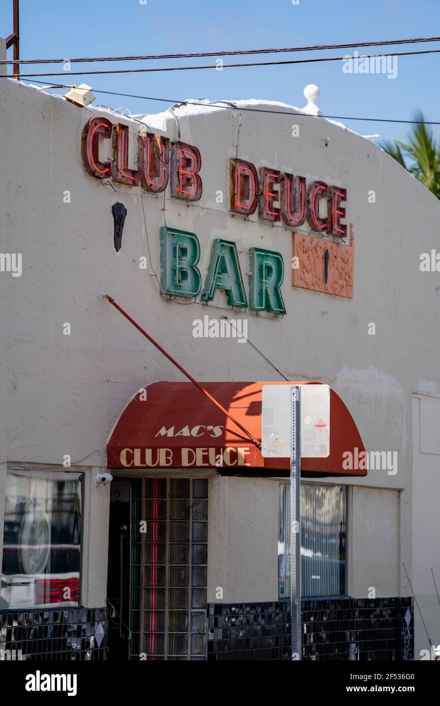 Club deuce bar hi-res stock photography and images - Alamy