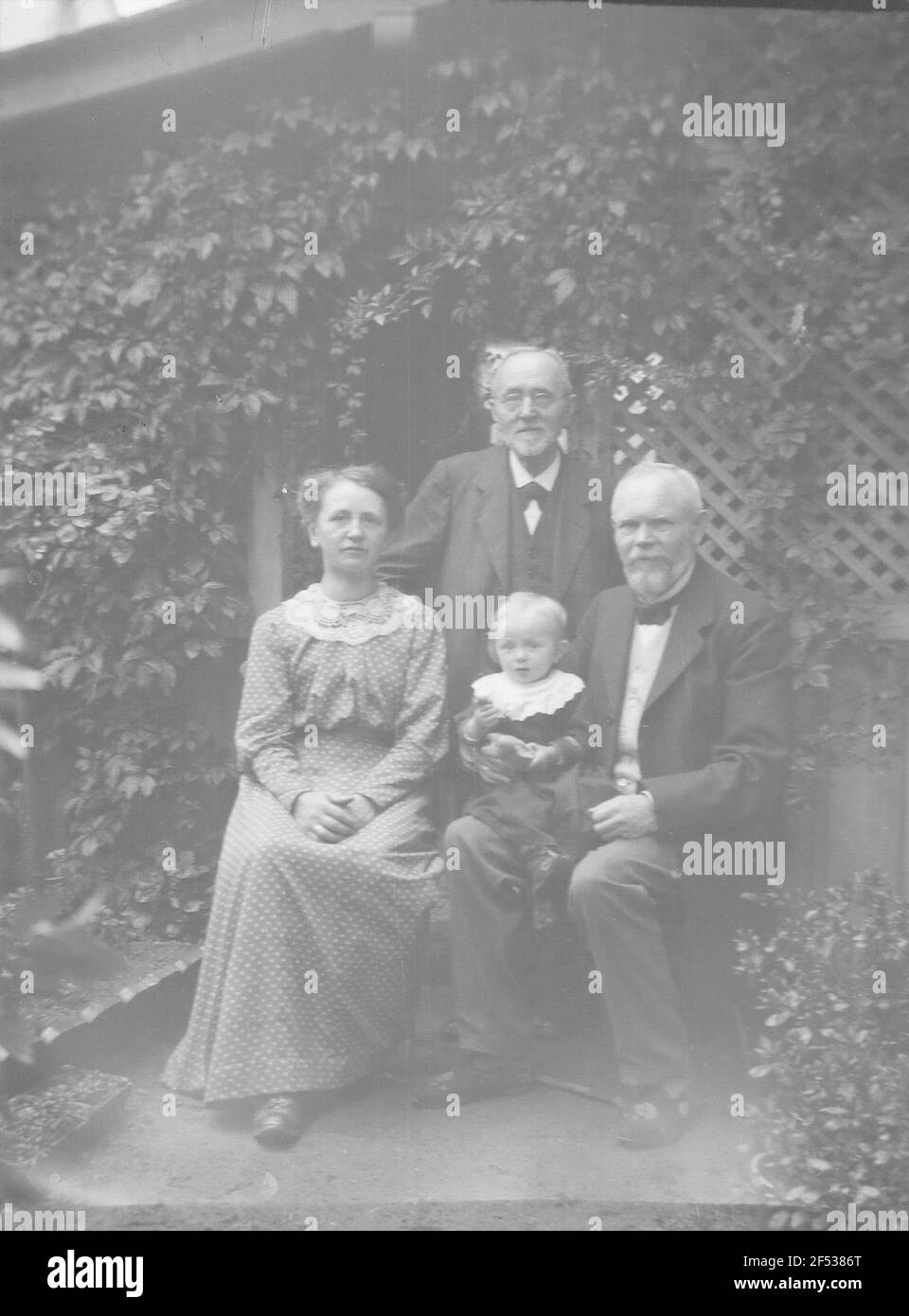 Memory of family members Black and White Stock Photos & Images - Alamy