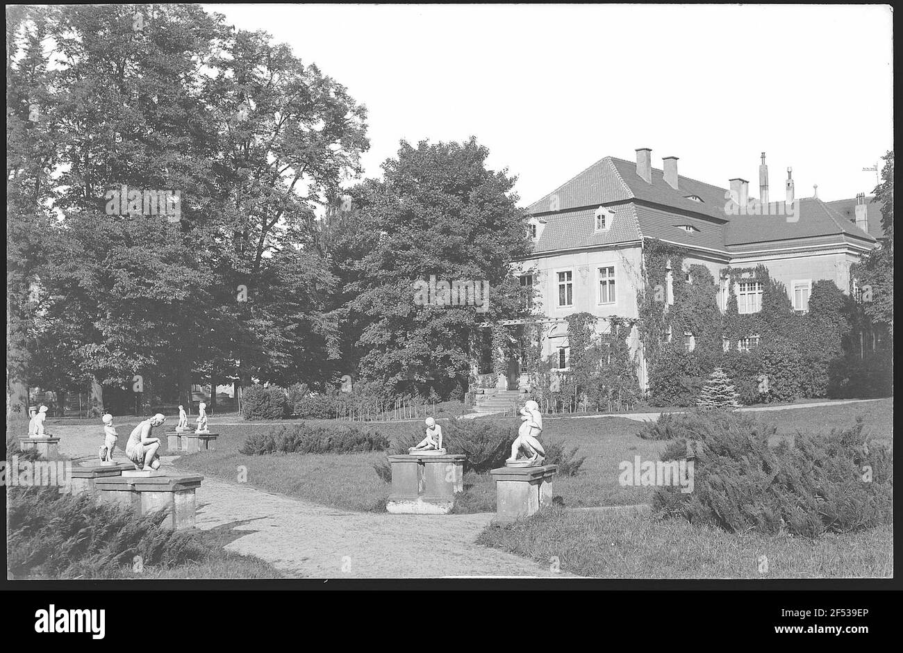 Schloss pulsnitz Black and White Stock Photos & Images - Alamy