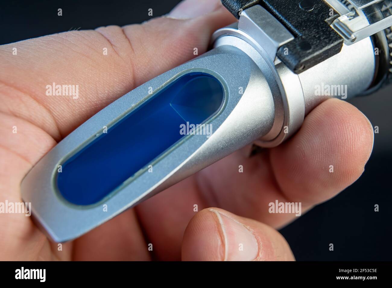 Refractometer hi-res stock photography and images - Alamy