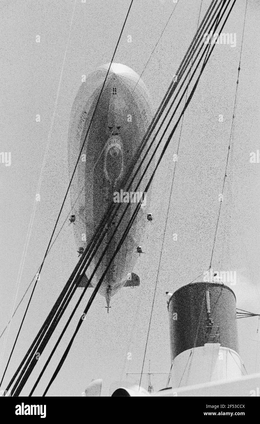 Travel photos Brazil. Airship "Count Zeppelin" (LZ 127) above the ship ...