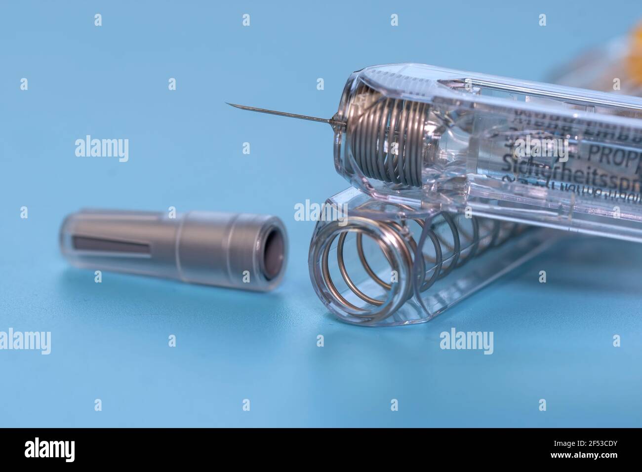 Pre filled syringe hi-res stock photography and images - Alamy