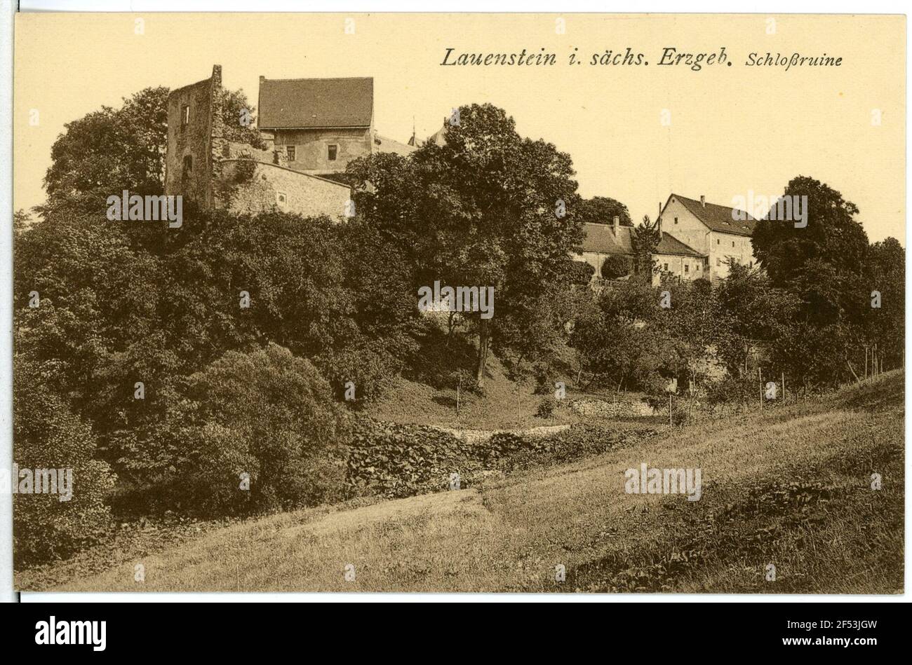 Ruin Lauenstein. Schlossruine Stock Photo - Alamy
